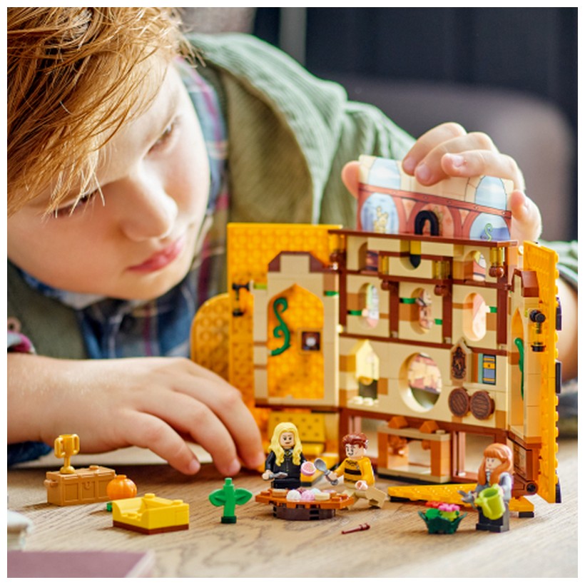 76412 LEGO® Harry Potter Hufflepuff House Banner – Chachi Toys