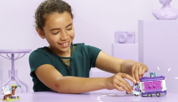 41332 LEGO® Friends Emma's Art Stand – Chachi Toys