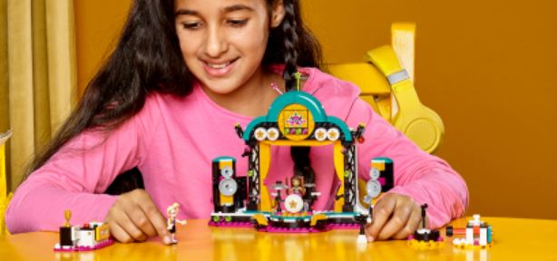 41368 LEGO® Friends Andrea's Talent Show – Chachi Toys